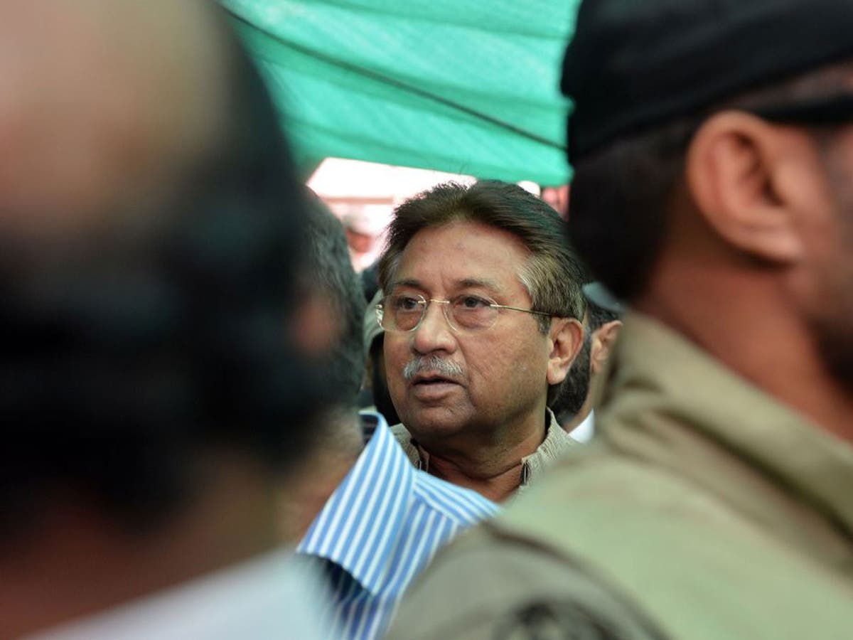 Pervez Musharraf ordered to be held for two weeks after appearing in ...
