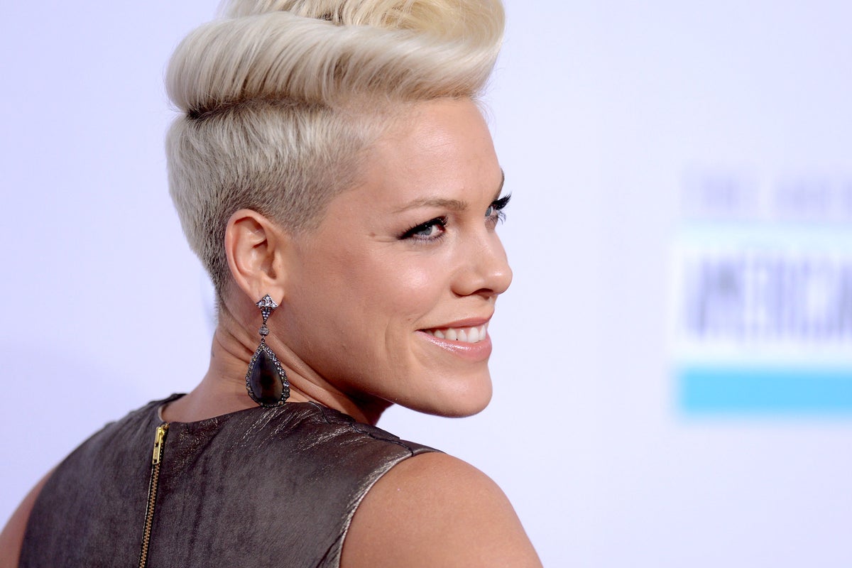 Pink shares hopeful New Year message from hospital bed after surgery ...