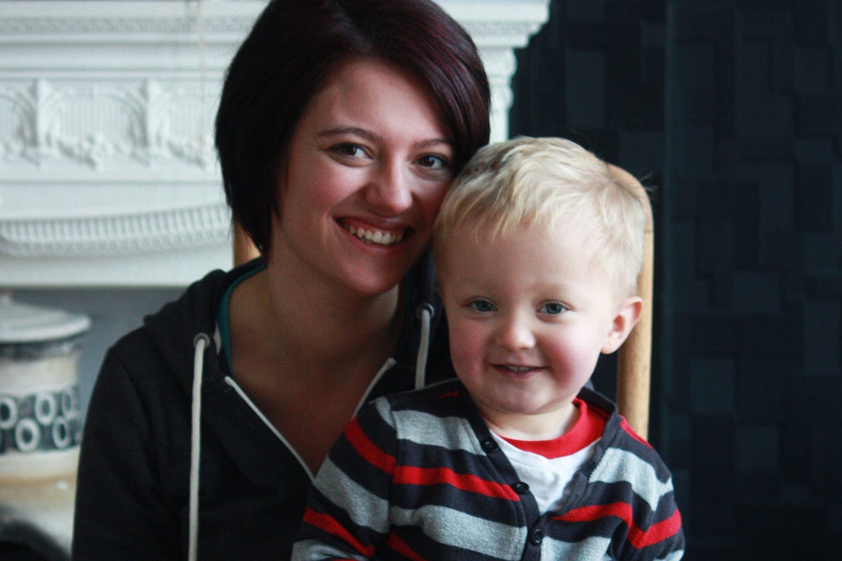 The single mother who turned 9p meals into a publishing deal with A ...