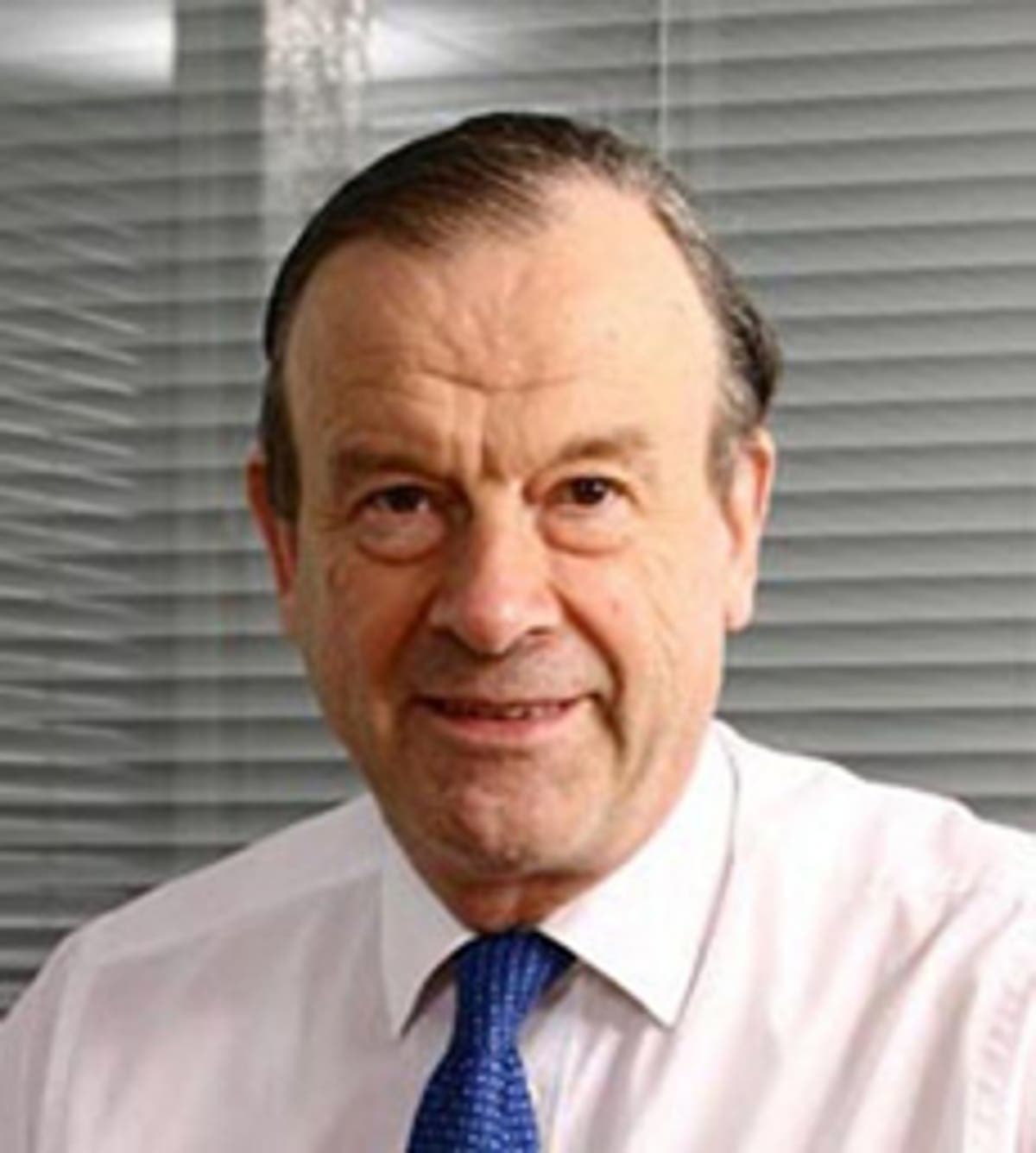 Leading Labour donor John Mills says Ed Miliband 'must commit to EU ...