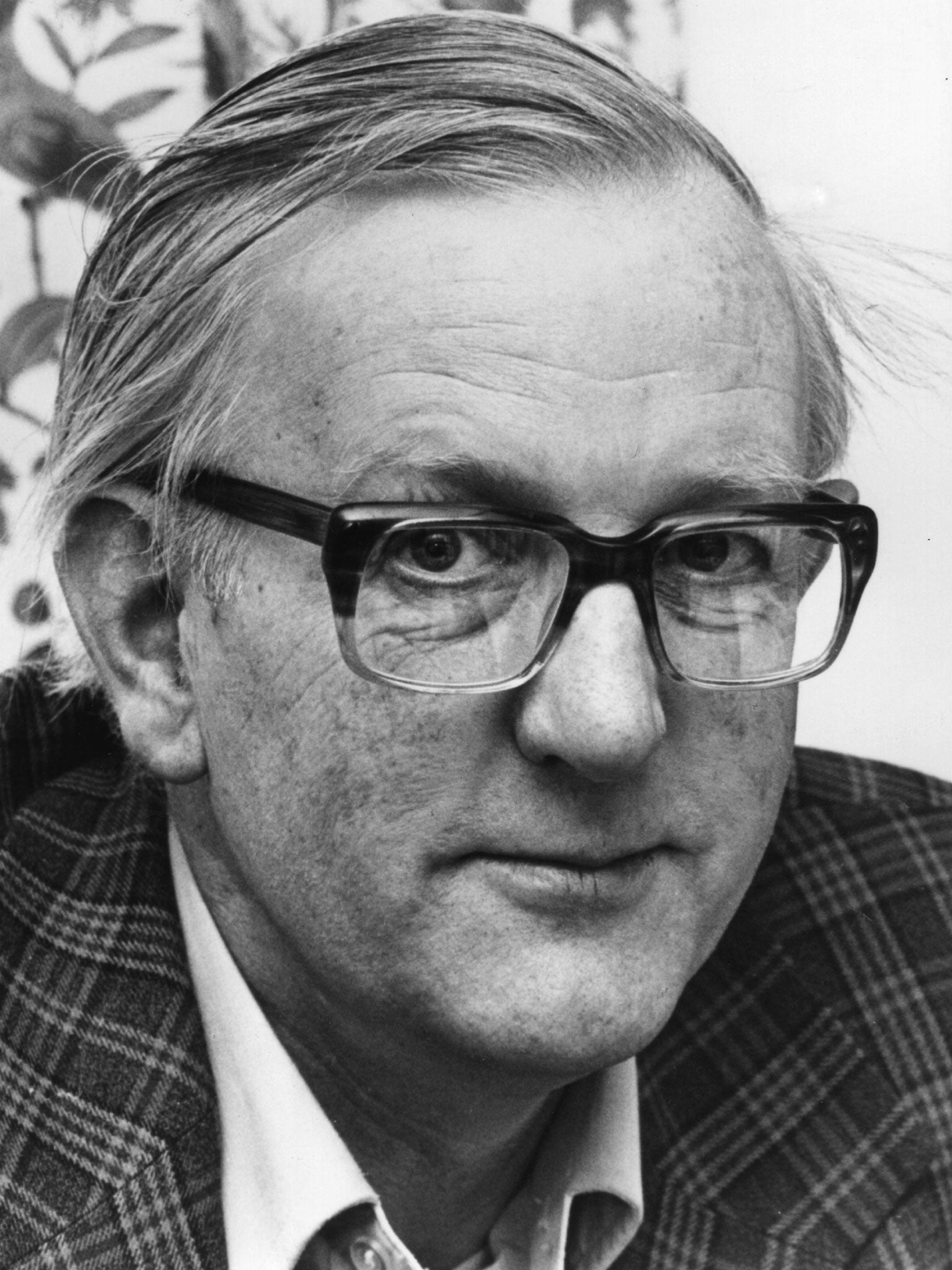 Porterhouse Blue Novelist Tom Sharpe Dies The Independent The