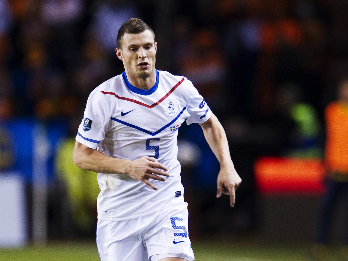 Stoke reveal interest in Netherlands international Erik Pieters | The ...