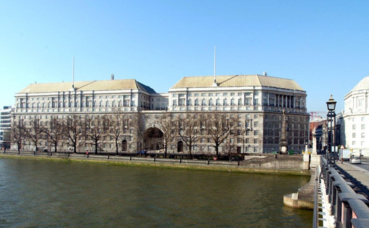 former-mi5-head-warns-britain-will-descend-into-vigilantism-unless