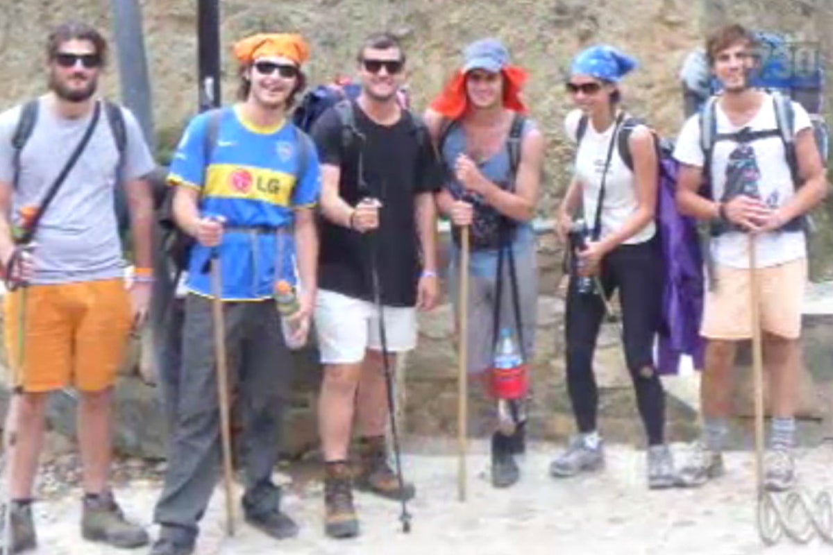Prime suspects? Six Australian backpackers accused of Peru murder | The ...