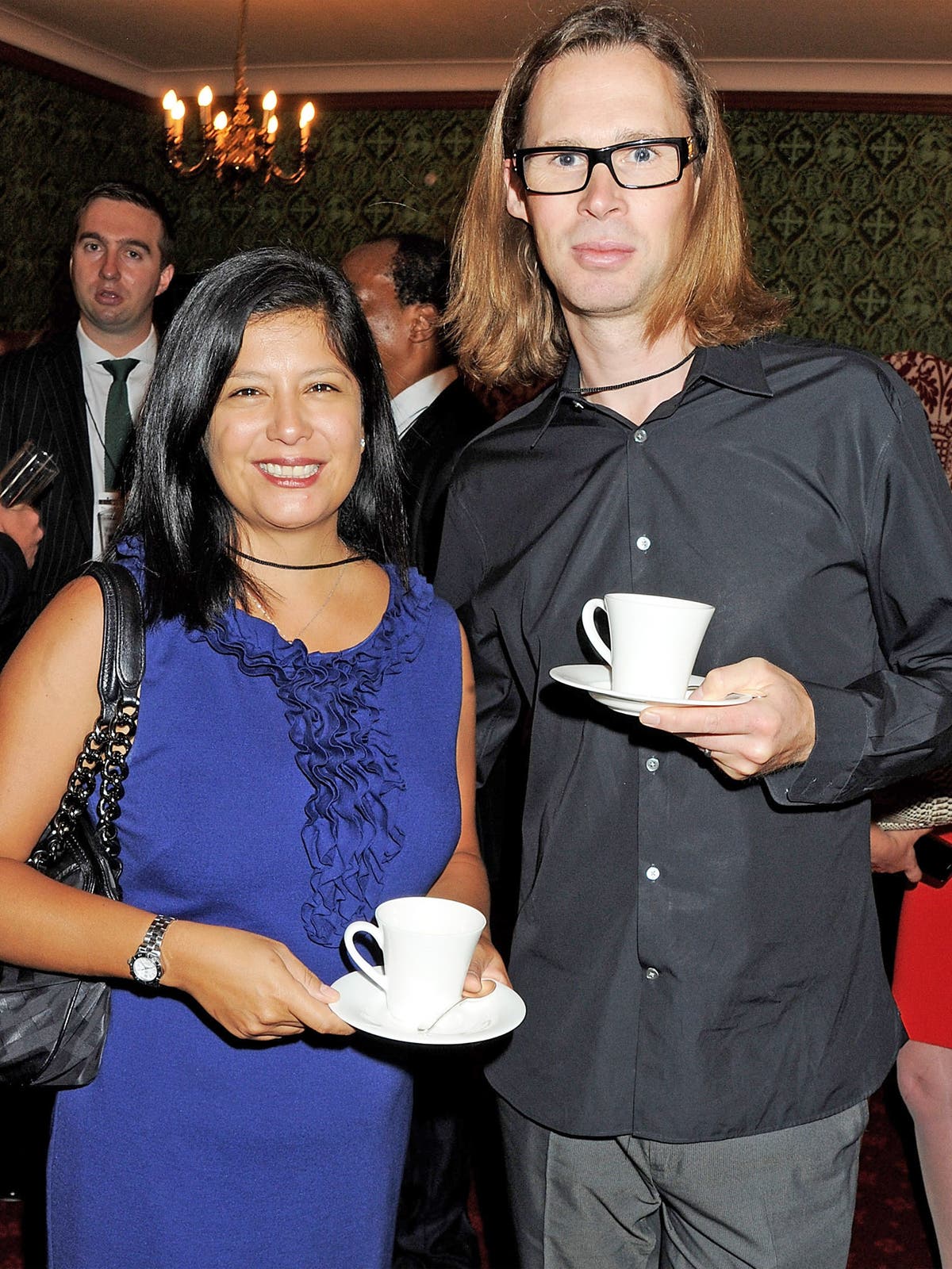 Bebo founder Michael Birch buys back failing $850m social network for ...