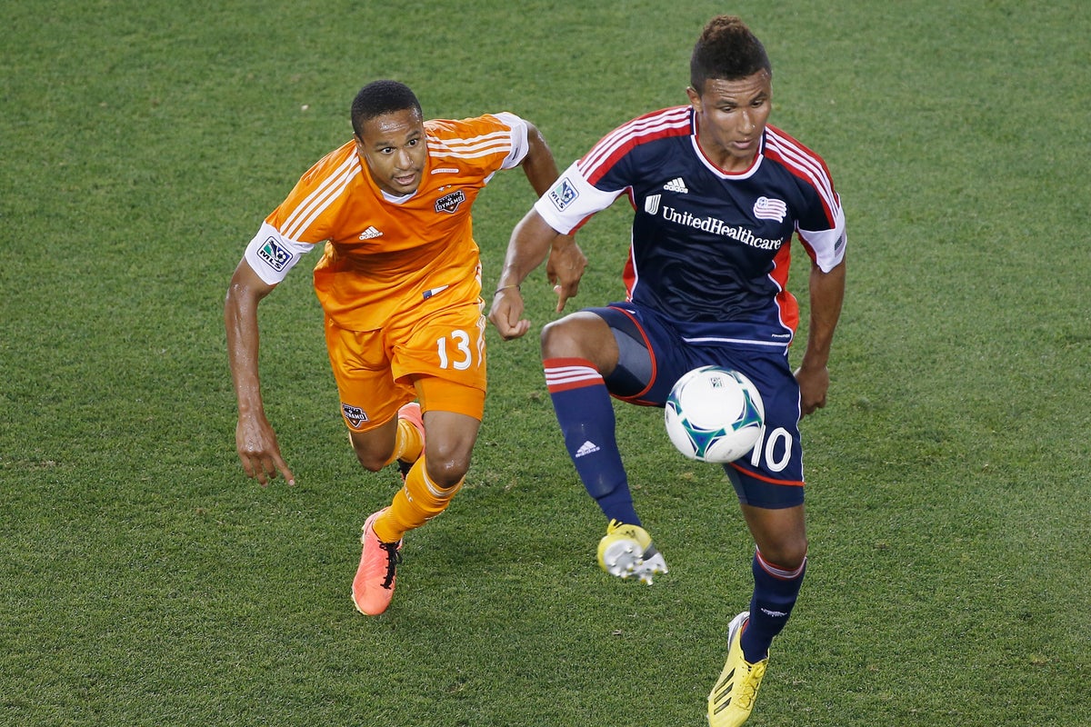 Transfer news: Stoke confirm signing of USA striker Juan Agudelo | The ...
