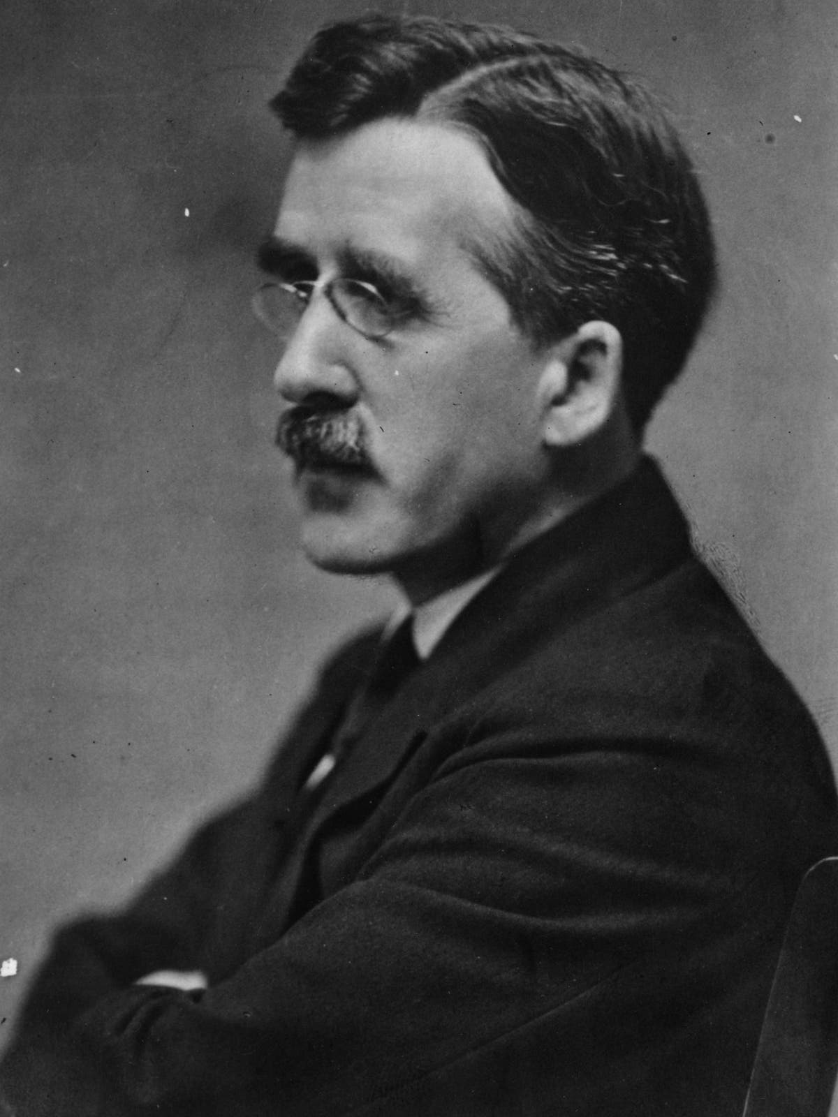 Invisible Ink: No 186 - Arthur Mee | The Independent | The Independent