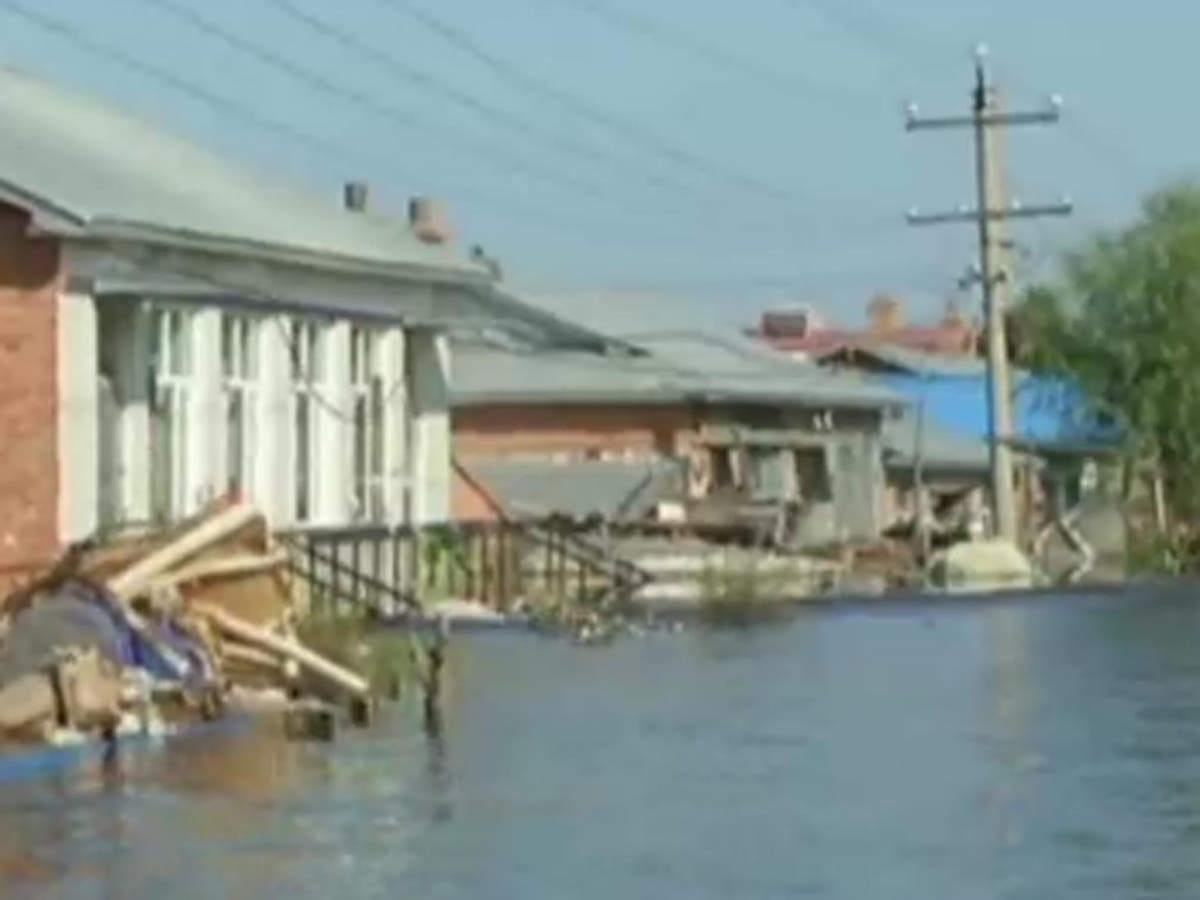 Video: Typhoon hits southern China | The Independent | The Independent