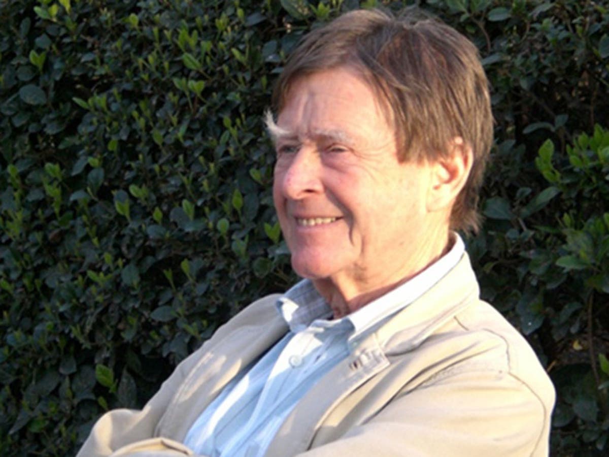 Sir Nicholas Monck: Treasury official who worked with Denis Healey ...