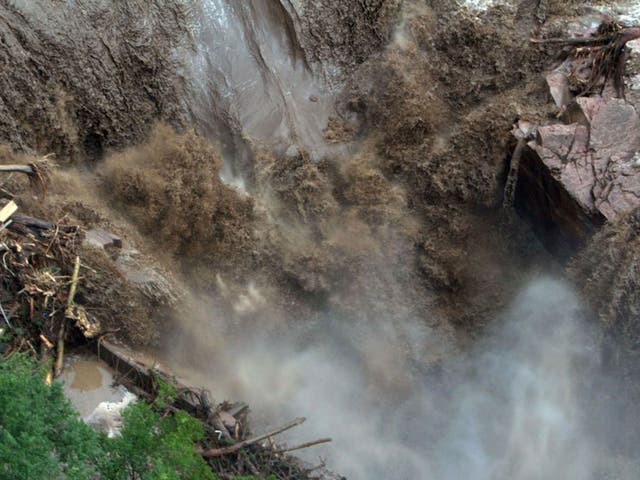Hundreds rescued by National Guard as muddy mountain floods hit ...