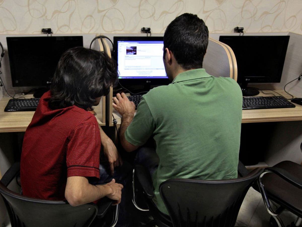 Twitter and Facebook blocked again in Iran after short-lived respite ...