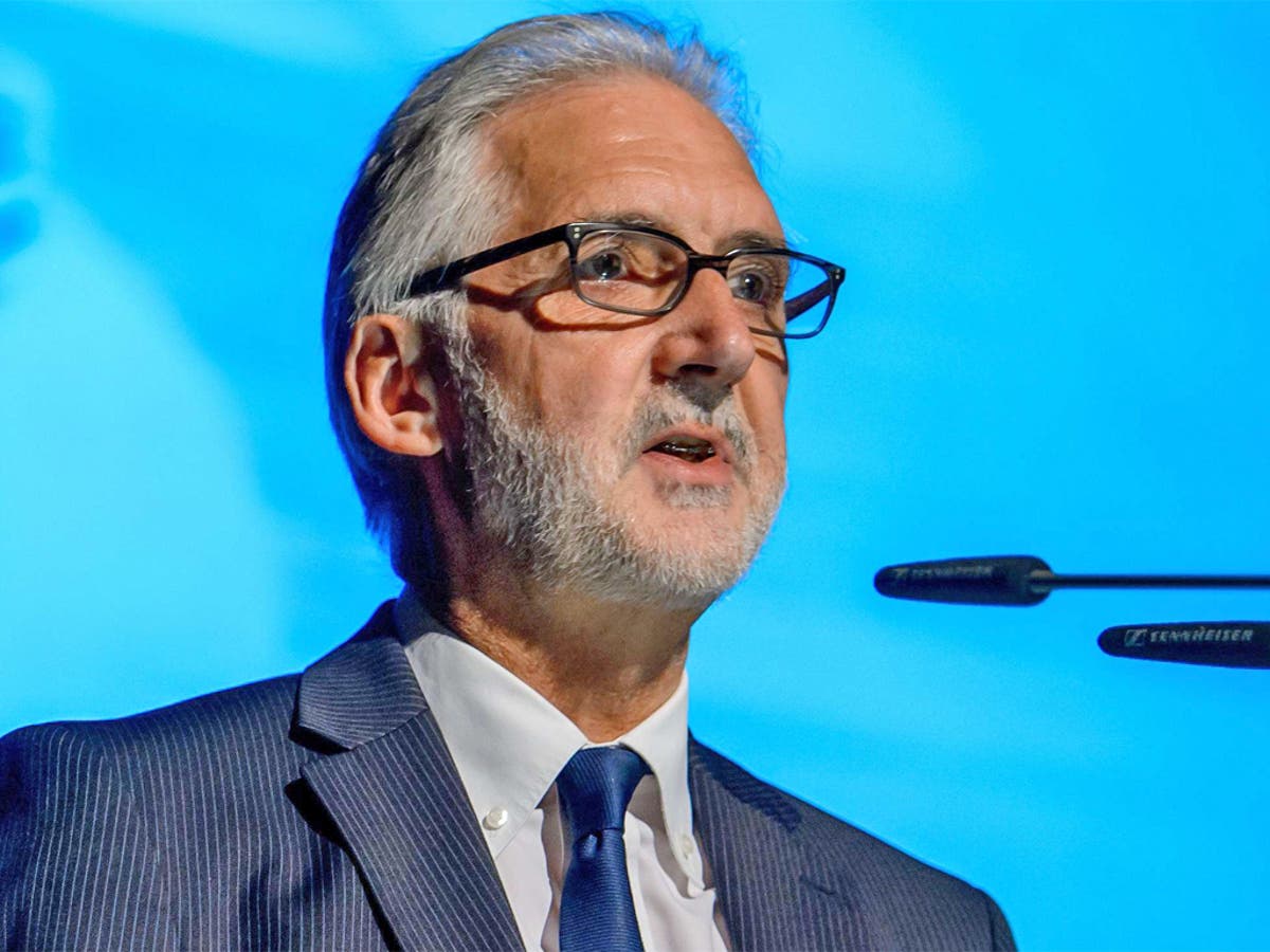 Brian Cookson is confident he's beating fear factor in UCI's race for ...