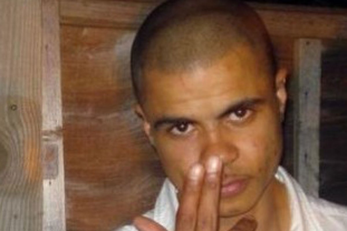 Mark Duggan 'among Europe's most feared and violent criminals' before ...