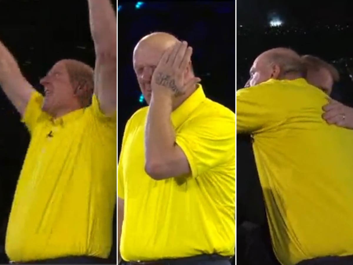 Microsoft CEO Steve Ballmer in tearful Dirty Dancing farewell to staff ...