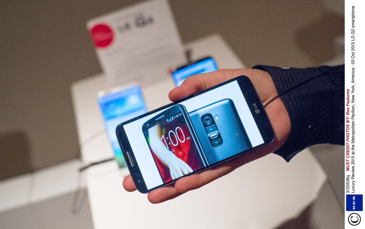LG announces it will launch curved smartphone next month | The ...