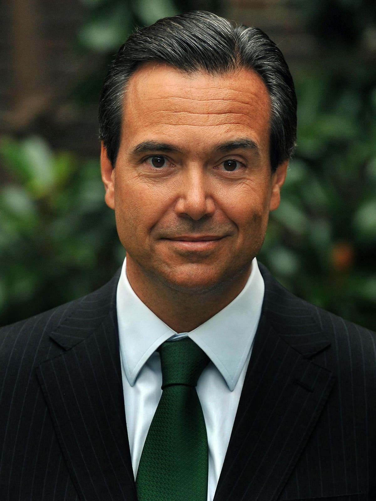 Lloyds head Antonio Horta-Osório to see £2.5m bonus at bailed-out bank ...