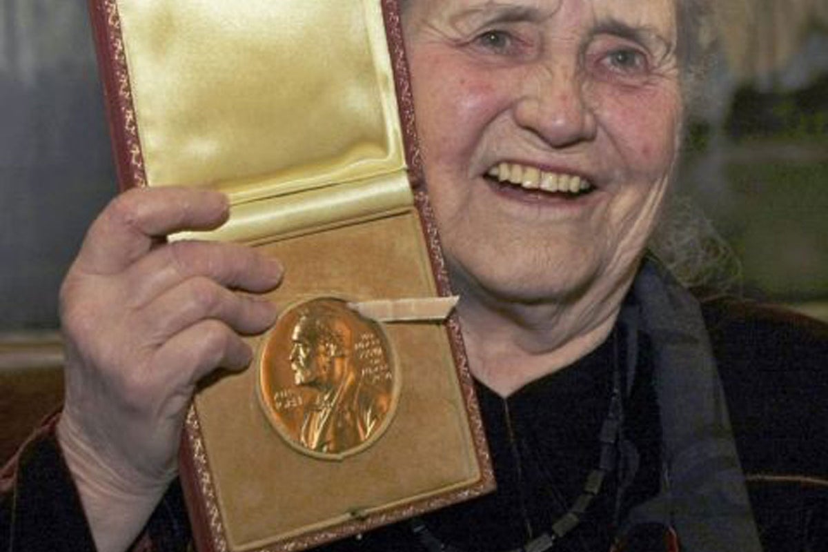 Doris Lessing: Nobel Prize-winning author whose work ranged from social ...