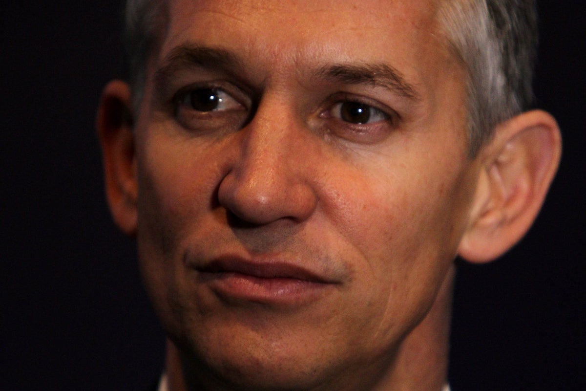 Gary Lineker offers twitter followers reward for finding mother's ...