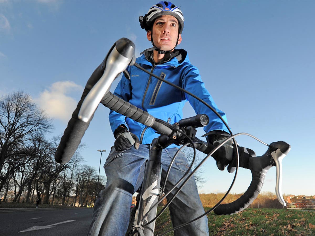 New breed of cycle warriors go digital by strapping on helmet-mounted ...