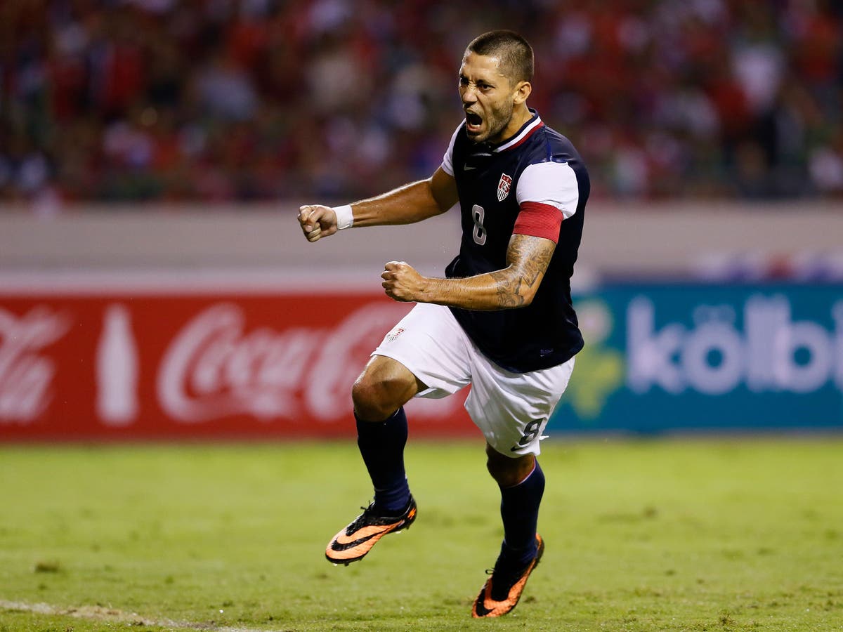 Alan Curbishley and United States captain Clint Dempsey in at Fulham ...