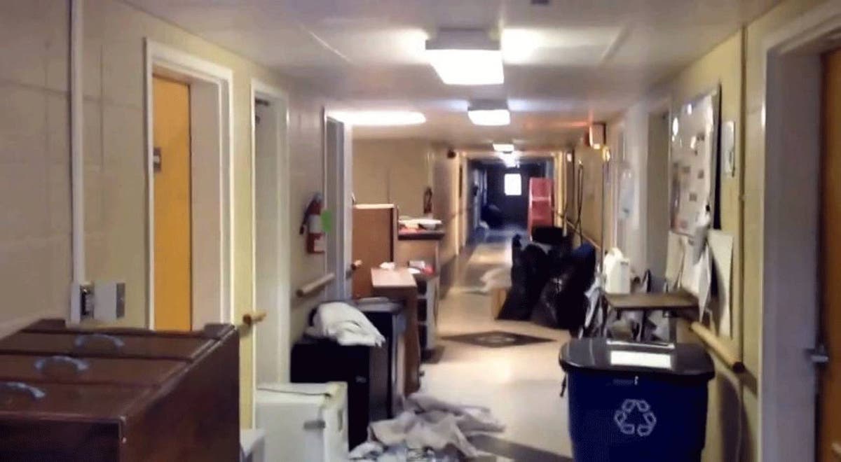 Delivery man stumbles upon abandoned hospital, fears zombie apocalypse ...