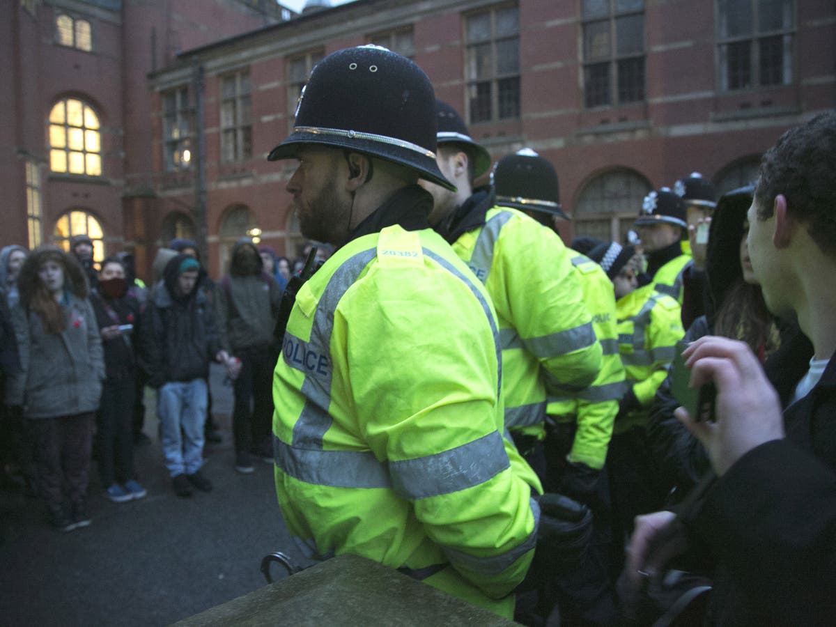 All charges dropped against Birmingham student protesters | The ...