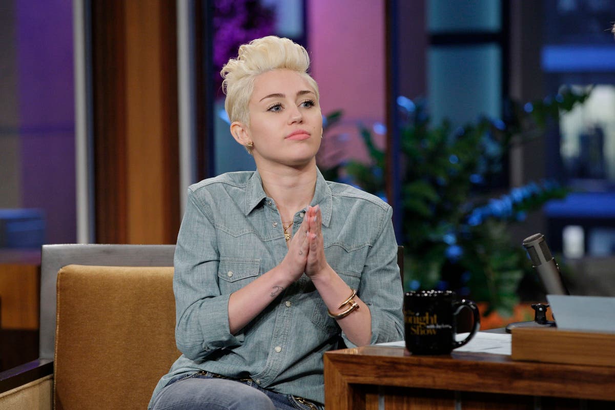 Miley Cyrus gives Justin Bieber some questionable advice on Jay Leno ...