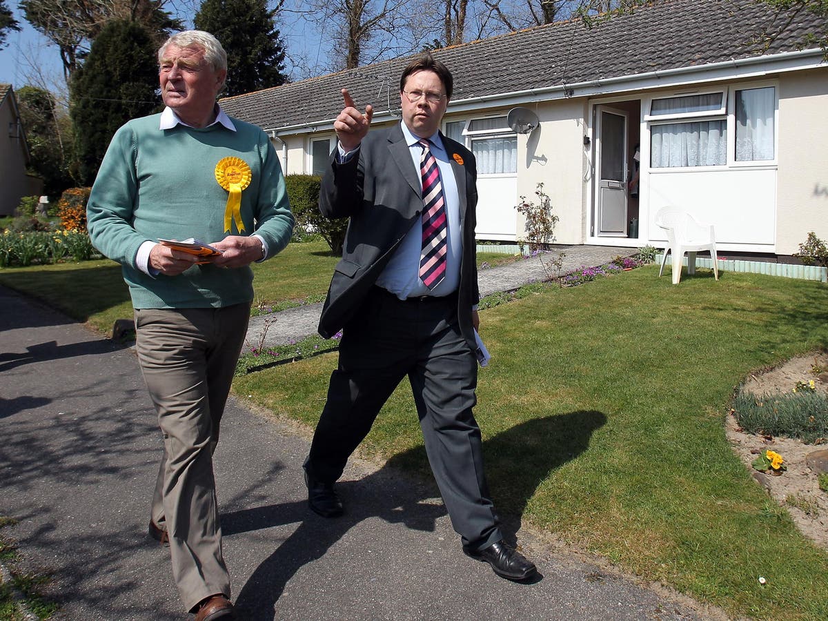 Donald Macintyre's Sketch: Dan Rogerson fails to fluff his day in the spotlight | The ...