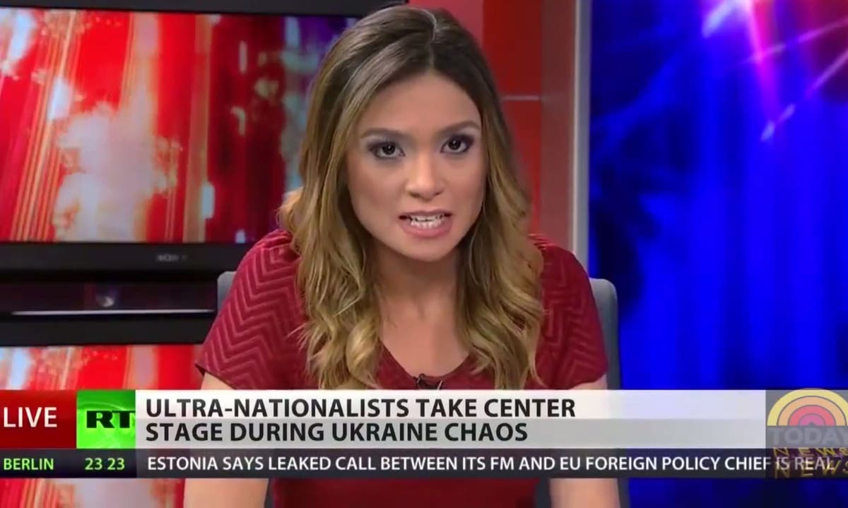 Russia Today news anchor Liz Wahl resigns live on air in response to ...