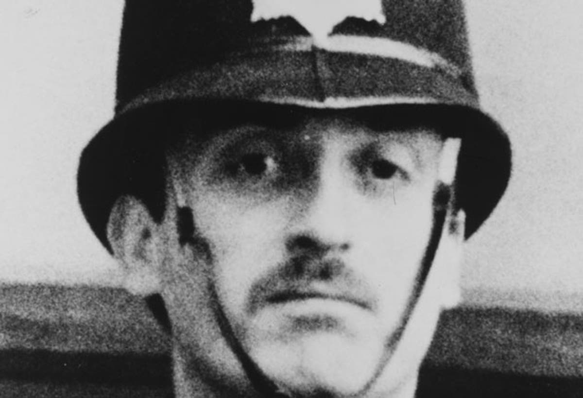 PC Keith Blakelock trial: Questions raised after Nicky Jacobs is ...