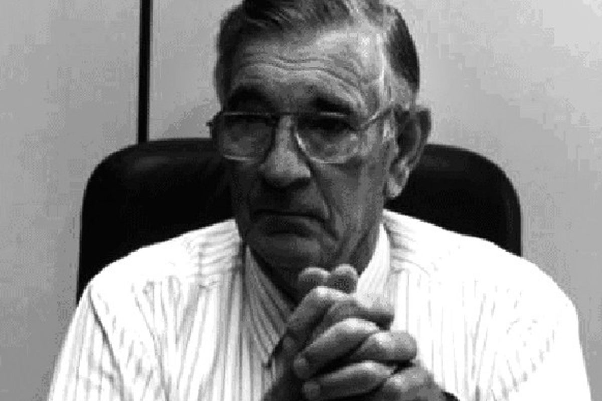 William Duff: Banker whose expertise helped transform Dubai into a ...