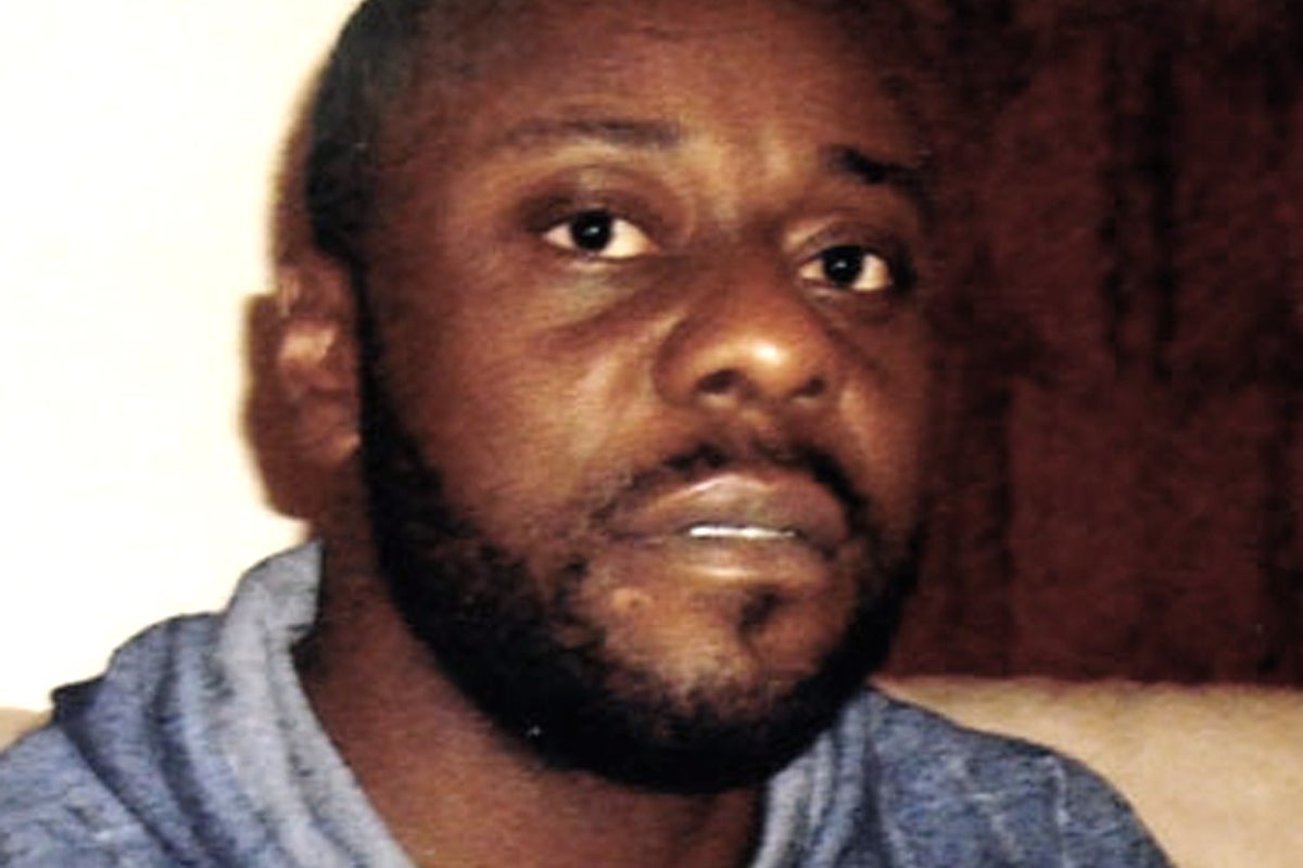 Jimmy Mubenga death: G4S guards ‘ignored deportee’s cries’ before he ...