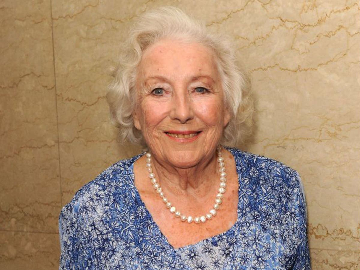 Vera Lynn enters UK top 20 with D-Day anniversary album aged 97 | The ...