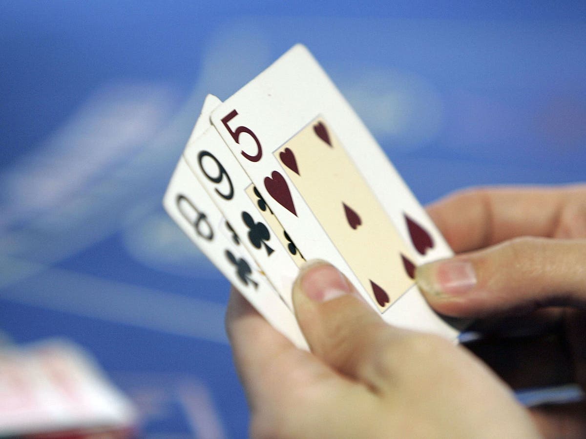 80-year-old bridge player dies after rare hand | The Independent | The ...