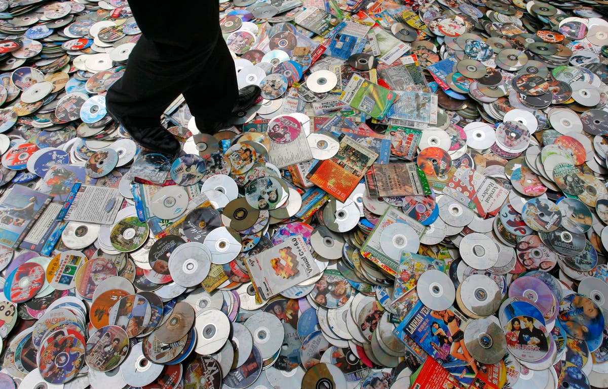 Burning a CD should be legal says UK government (but does anyone even ...