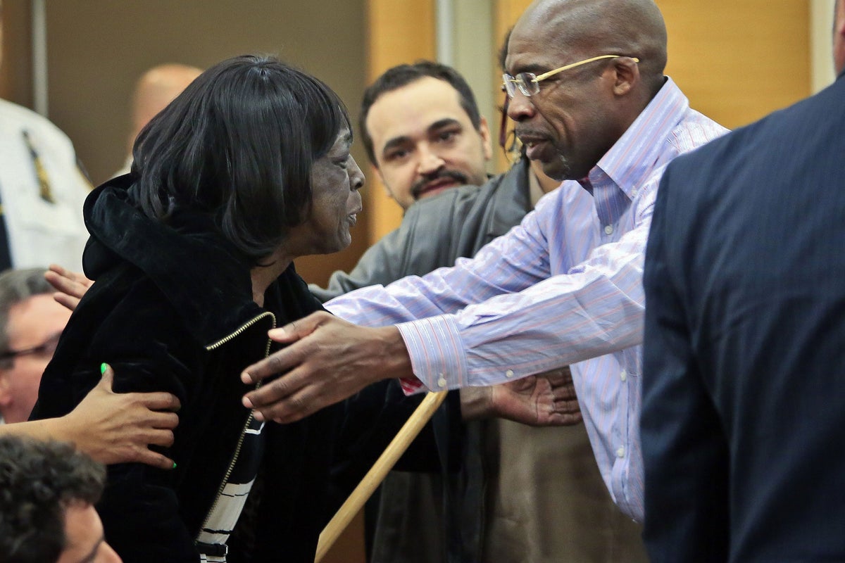 New York man Jonathan Fleming freed after 25 years in prison for a ...