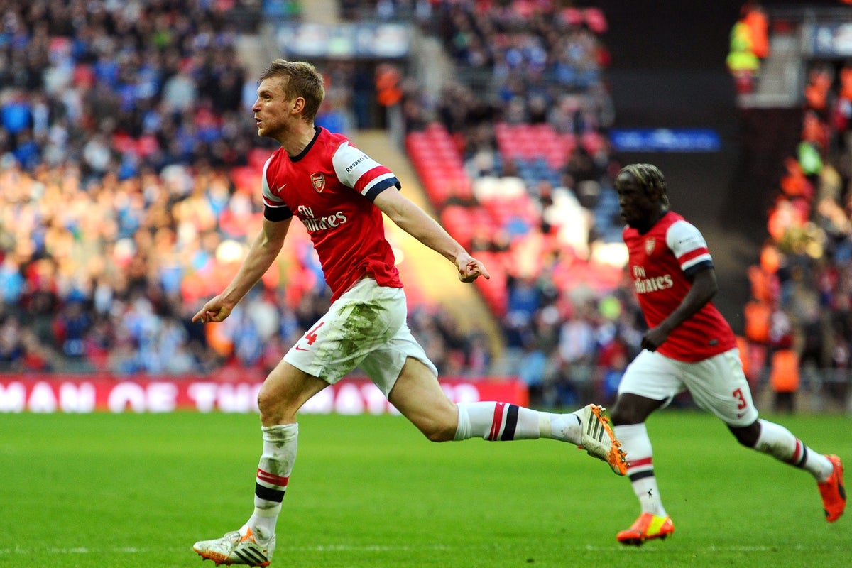 Wigan Athletic 1 Arsenal 1 (Arsenal win 4-2 on penalties) match report ...