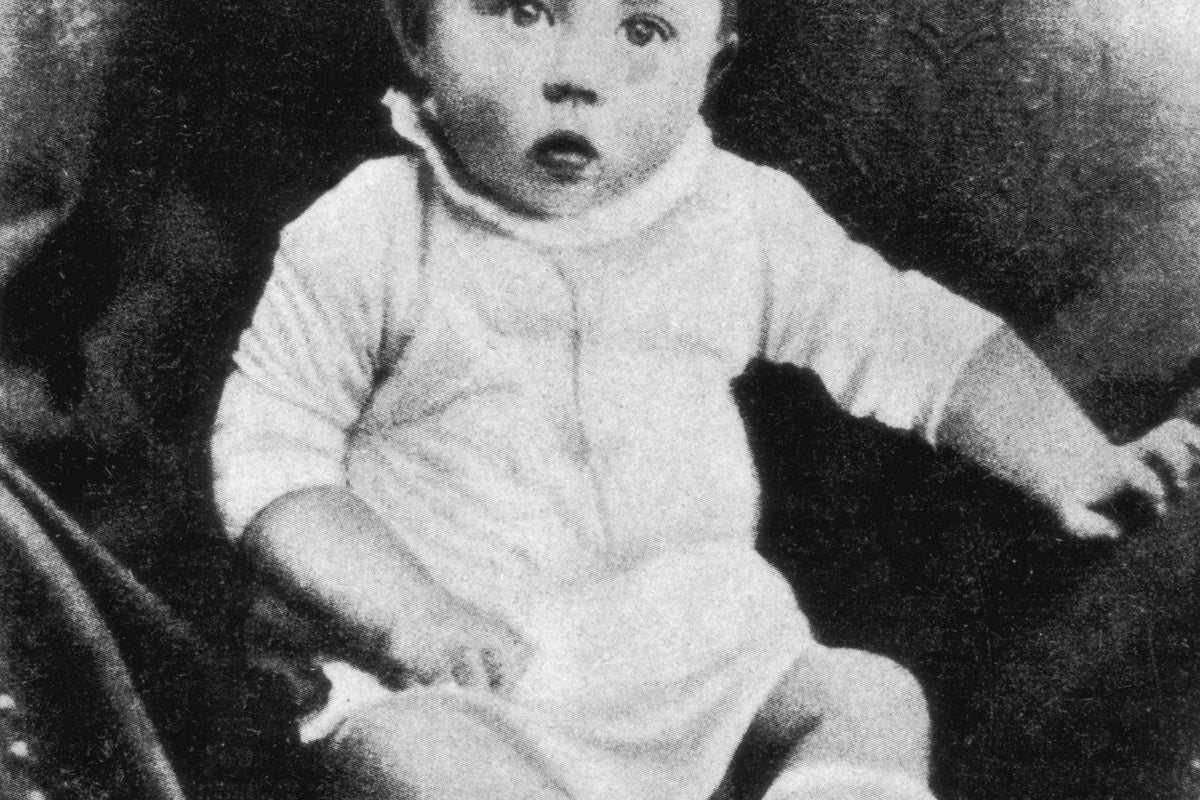 Hitler's maid on living with the Fuhrer: He loved midnight cake, lie ...