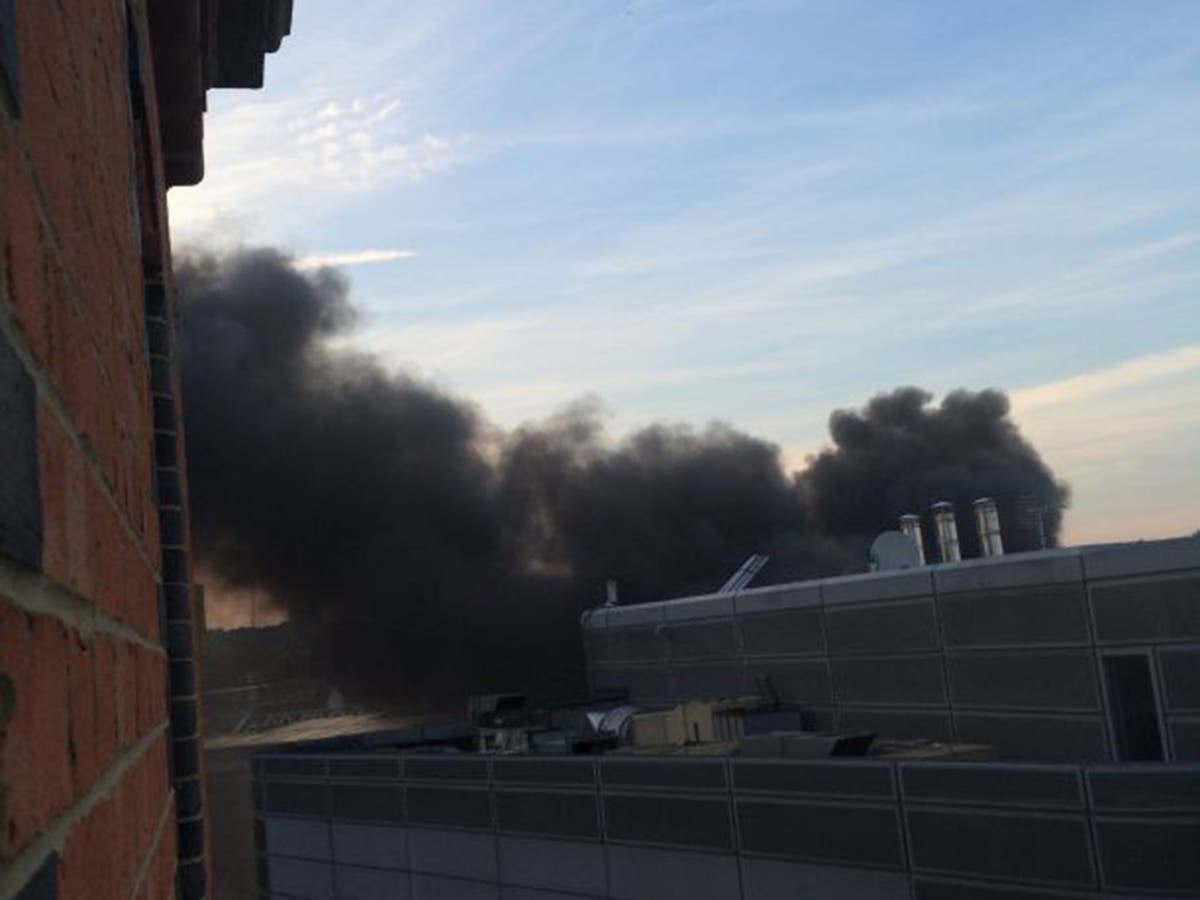 Camden Market fire: 600 evacuated after blaze breaks out at Stables ...