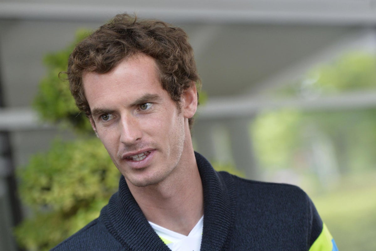 Andy Murray is dog saviour after rescuing runaway labradoodle from busy ...