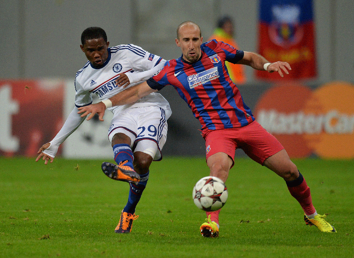 Chelsea transfer news: Jose Mourinho lines move for Romanian left-back ...