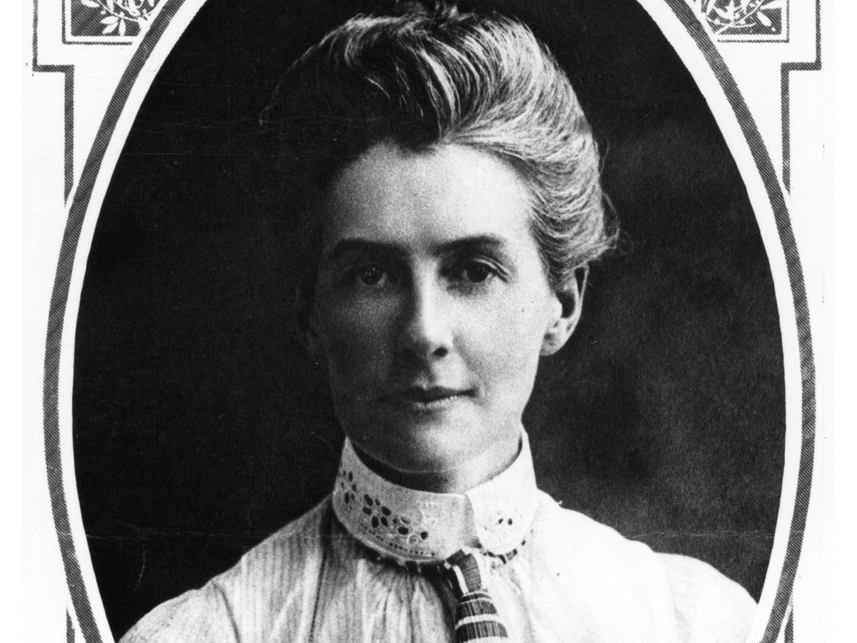 First World War nurse Edith Cavell to be commemorated on new £5 coin ...