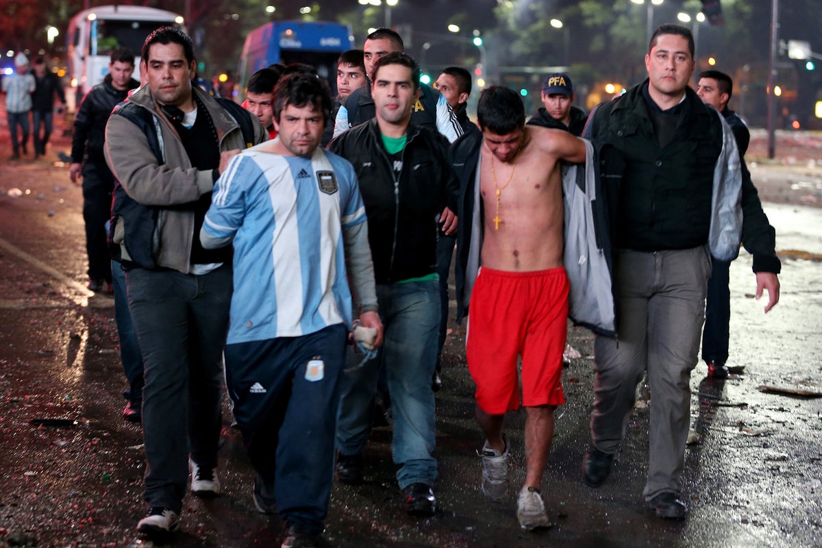 World Cup 2014: 60 arrested in Buenos Aires riots as Argentina takes ...