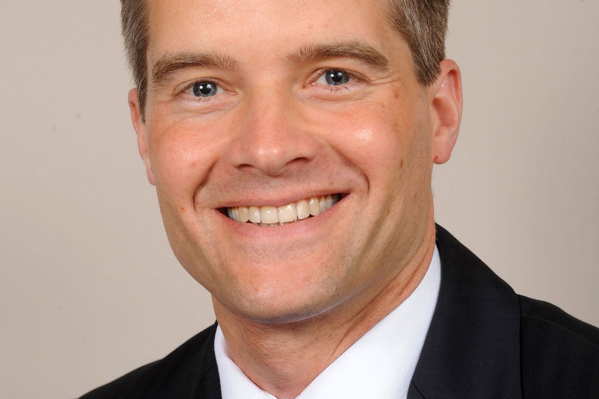 Tory Minister's illegal immigrant cleaner deported back to Colombia ...