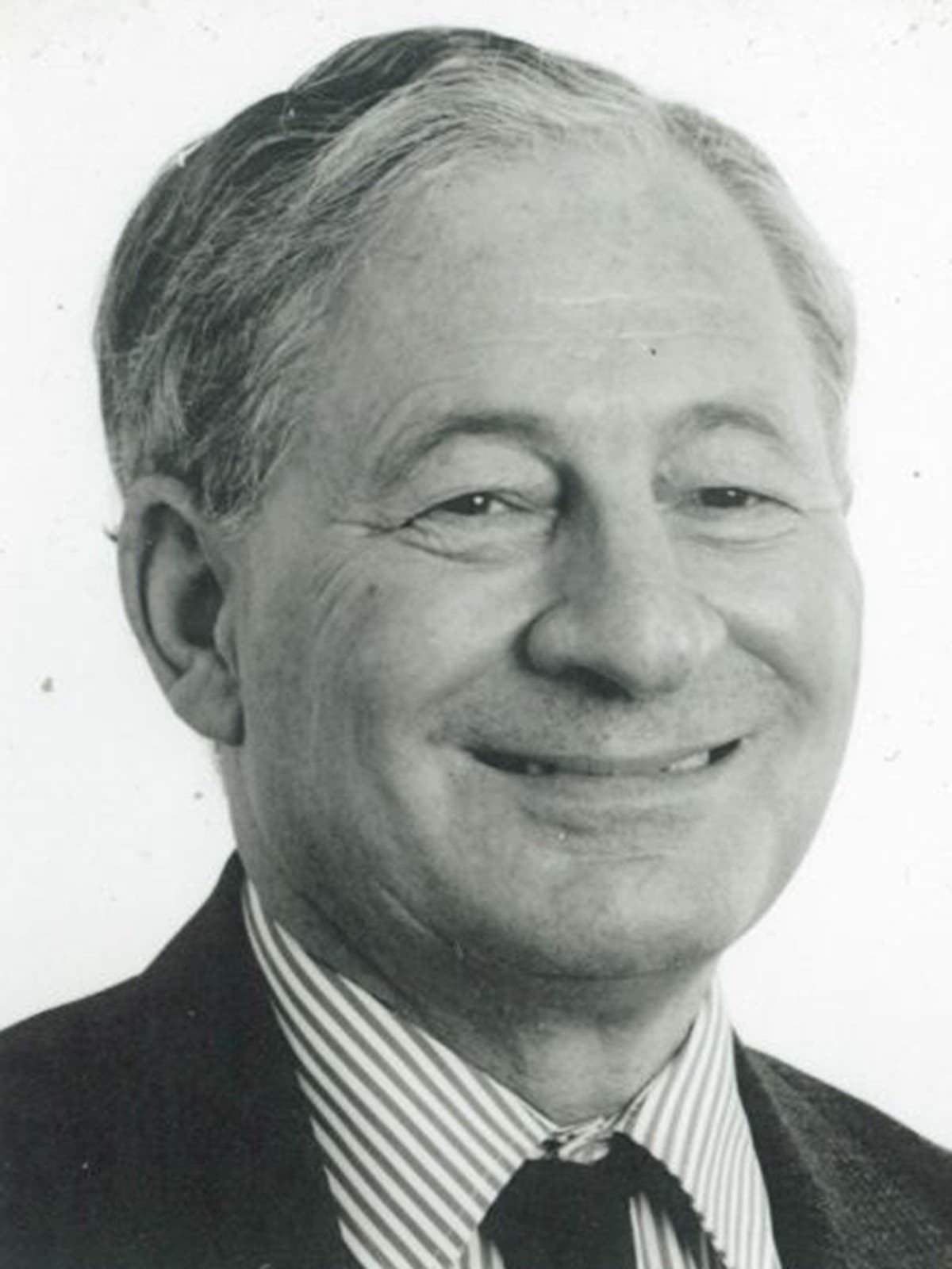 Anthony Curtis: Editor, critic and authority on Henry James, Virginia ...