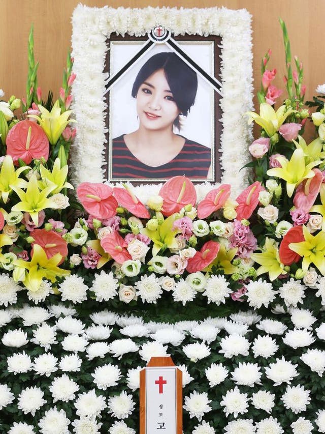 Ladies' Code singer Rise dies four days after band mate EunB following ...