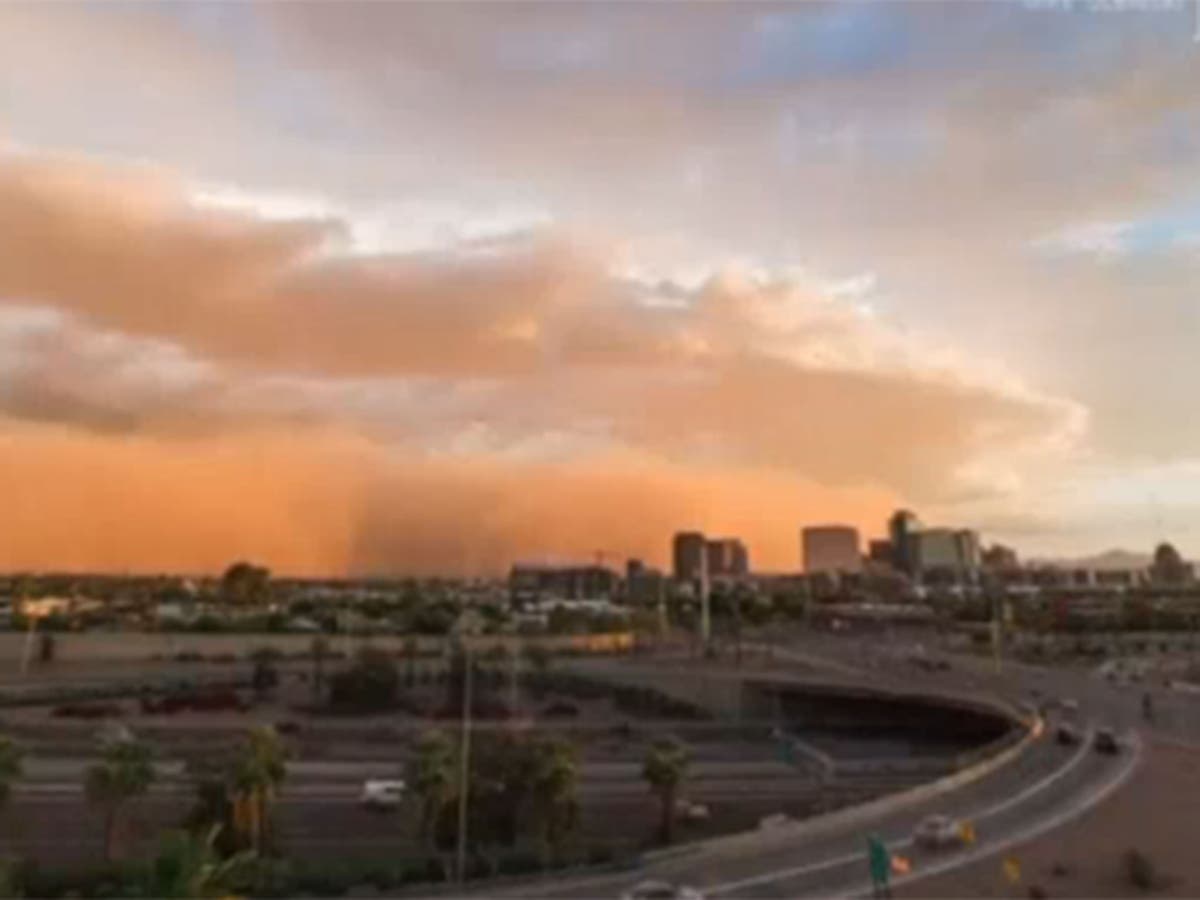Video: Huge dust storm hits Arizona | The Independent | The Independent