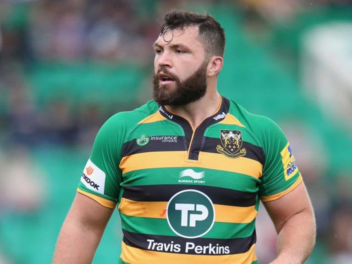 Alex Corbisiero: Those knees are still a sore point | The Independent ...