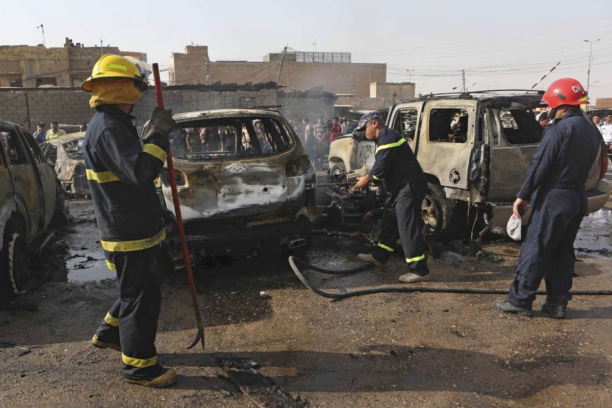 Iraq crisis: Dozens killed in car bomb and mortar attacks in Baghdad ...