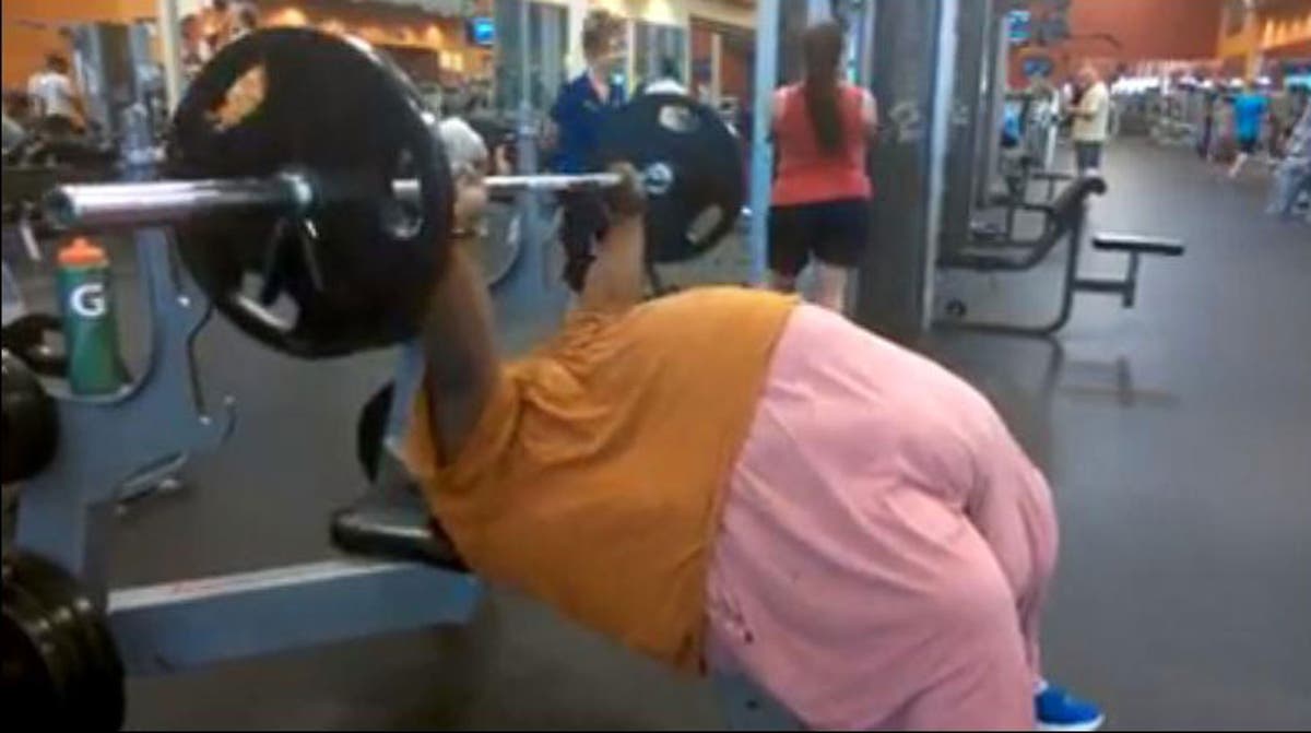 57-stone man Larry Evans' 'inspirational' work-out videos become ...